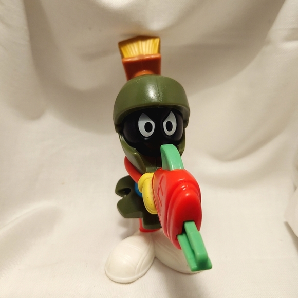 Warner Bros. | Toys | Looney Tunes Marvin The Martian 4 Action Toy 220 ...